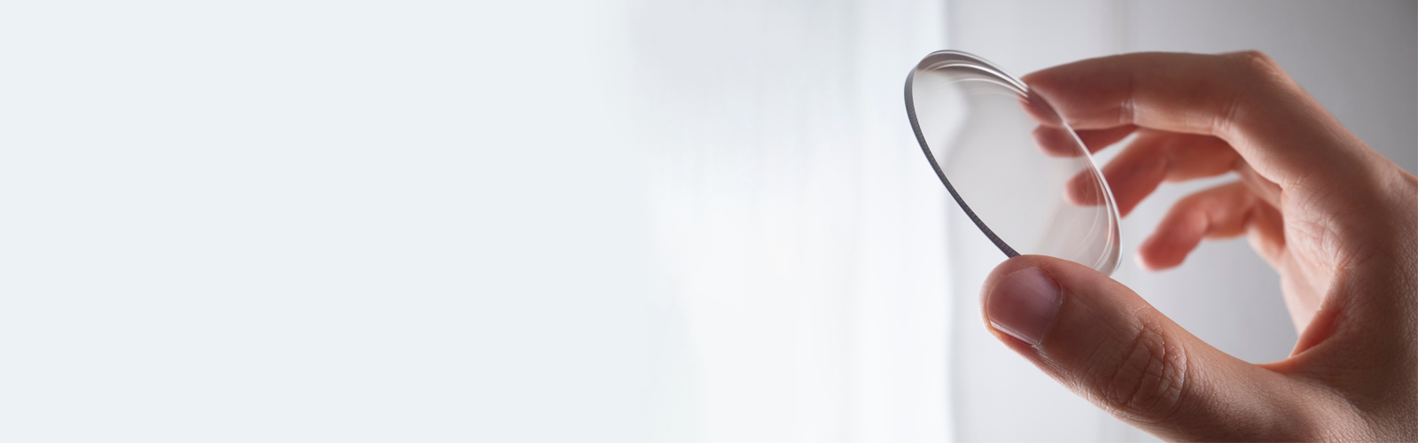 Index lomu u brýlových čoček